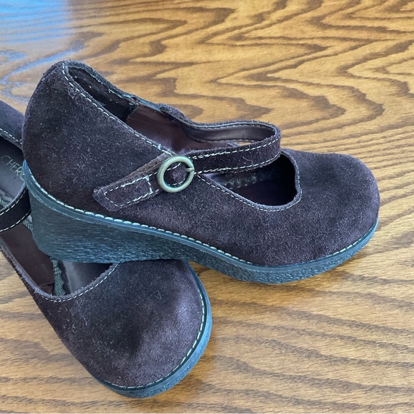 Cherokee | Shoes | Cherokee Suede Leather Wedge Shoes Sz Girls 5 | Poshmark